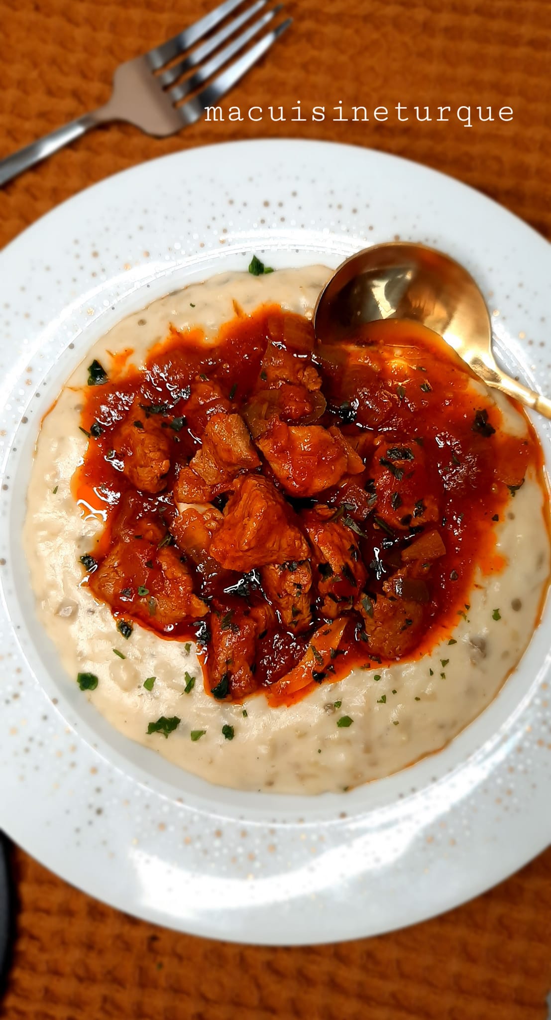 Ragoût de viande et purée d’aubergine : recette du hünkar begendi turc ...