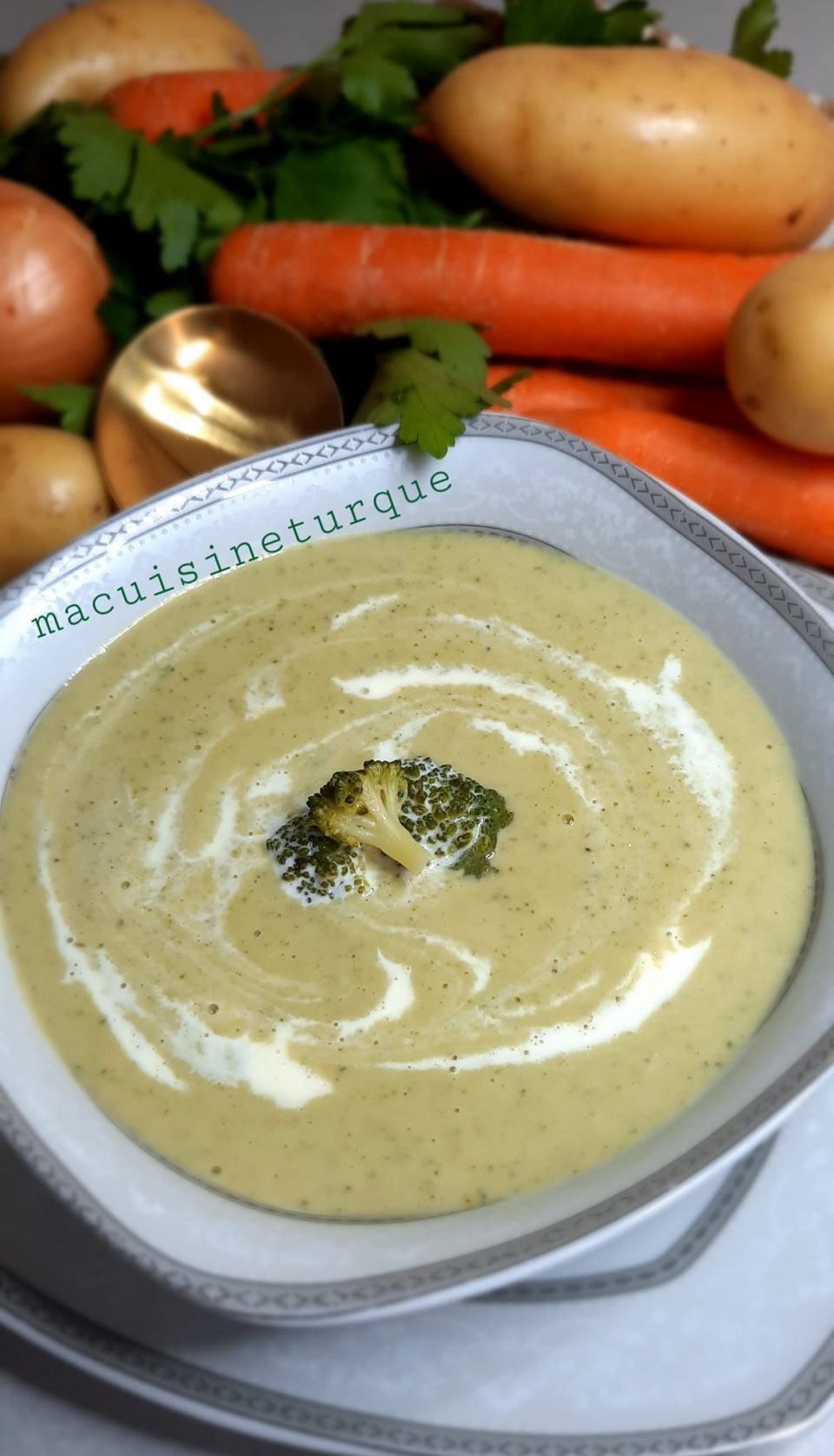 Soupe de brocolis bien onctueuse à la turque - Ma Cuisine Turque
