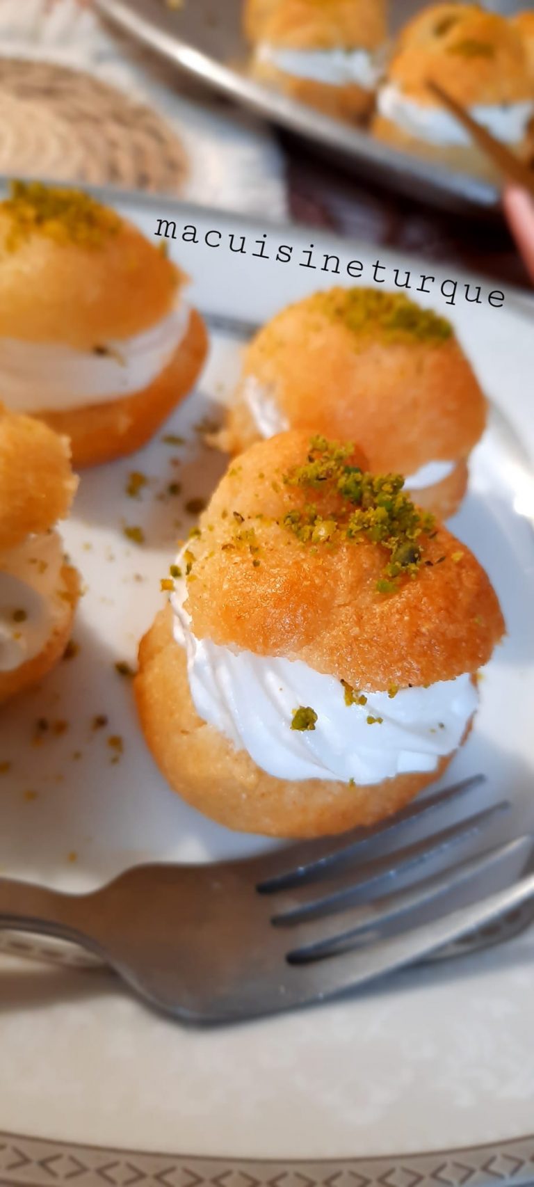 kemalpaşa tatlısı : ceci n'est pas un choux à la crème, c'est encore ...